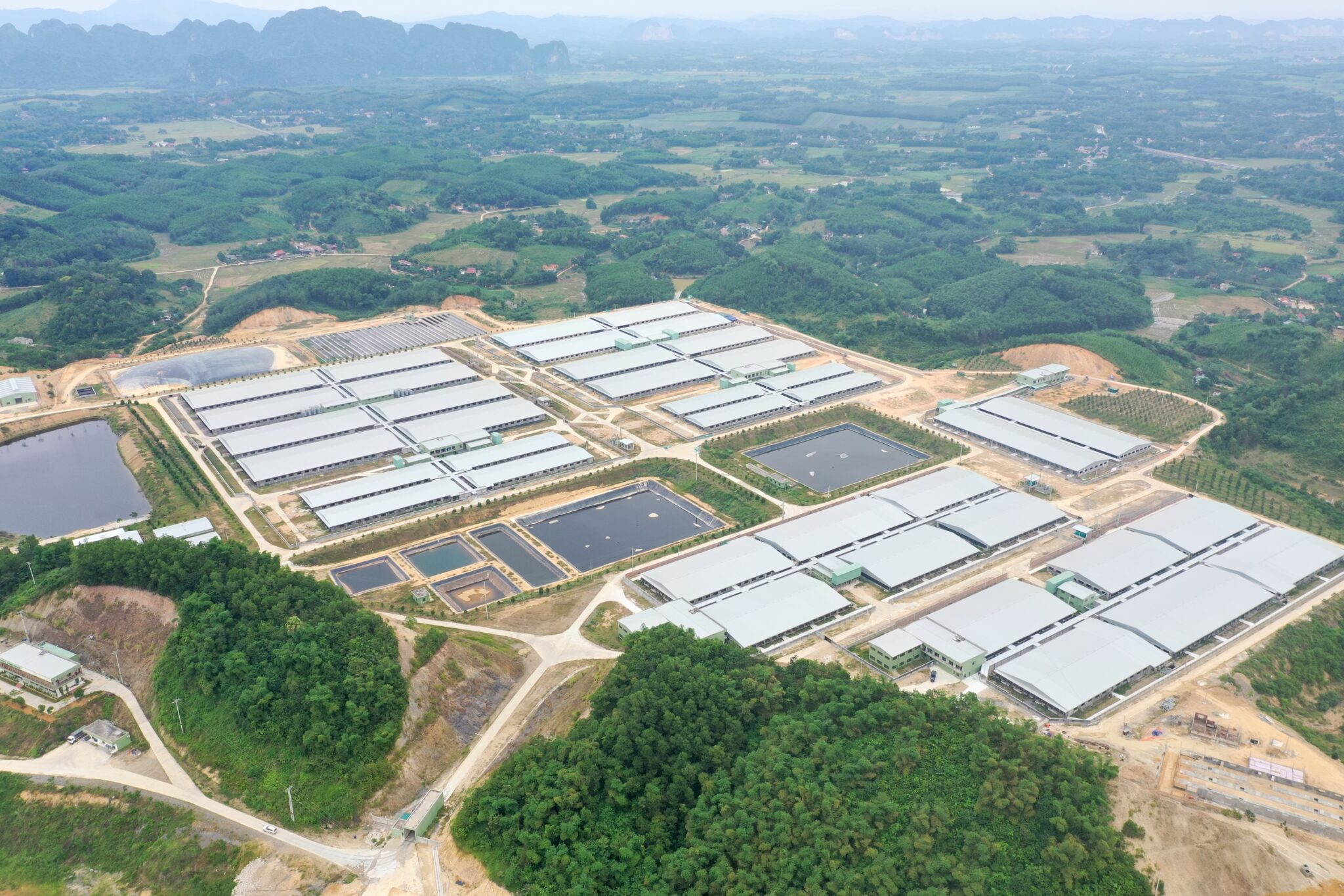 High-tech agriculture - XUÂN THIỆN
